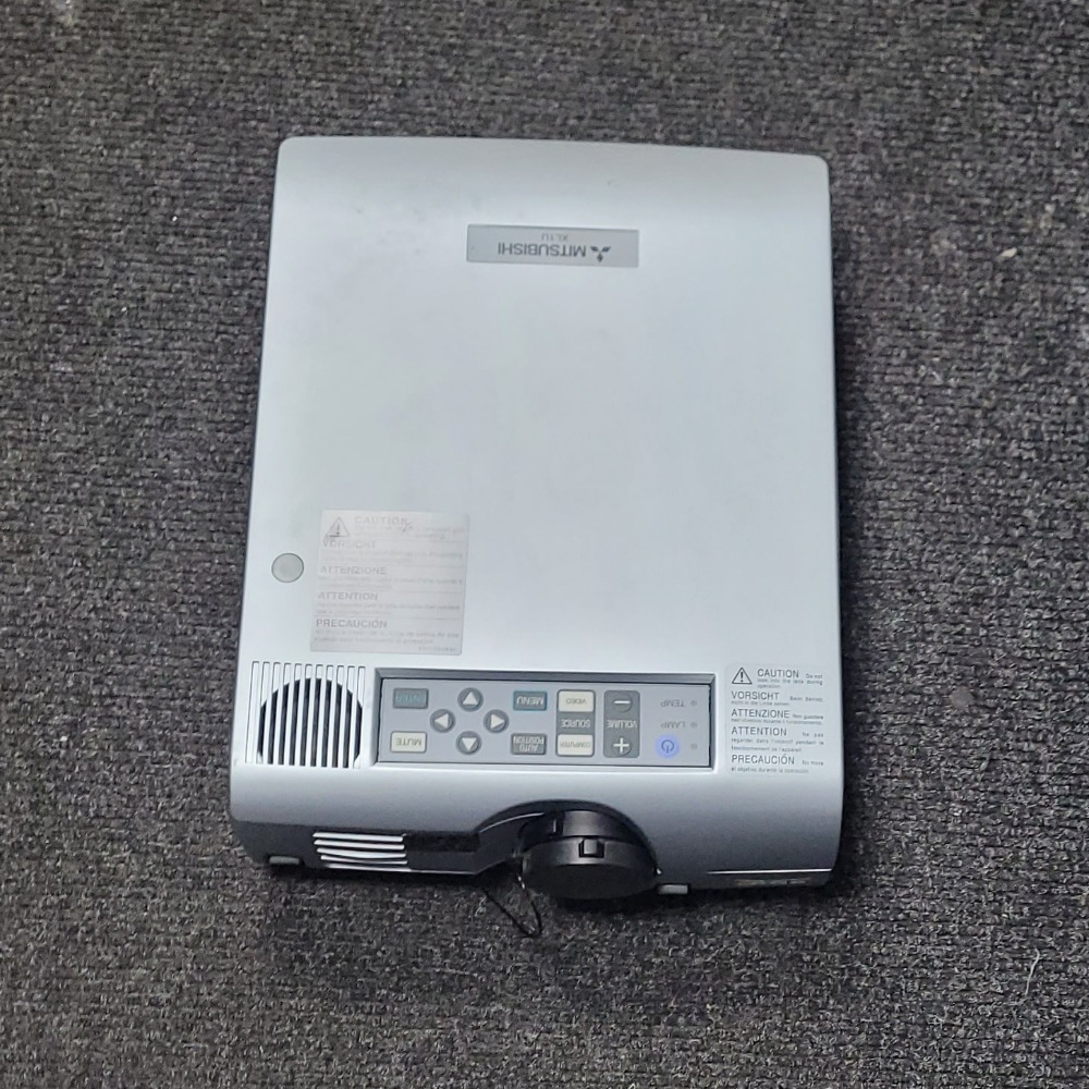 Pre-owned Mitsubishi LCD Projector With manual - Own4Less